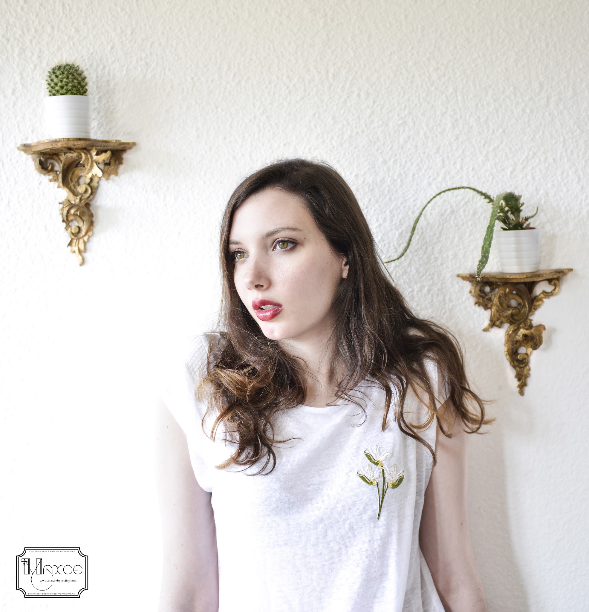 MAXCE: Easy DIY : trendy embroidery top