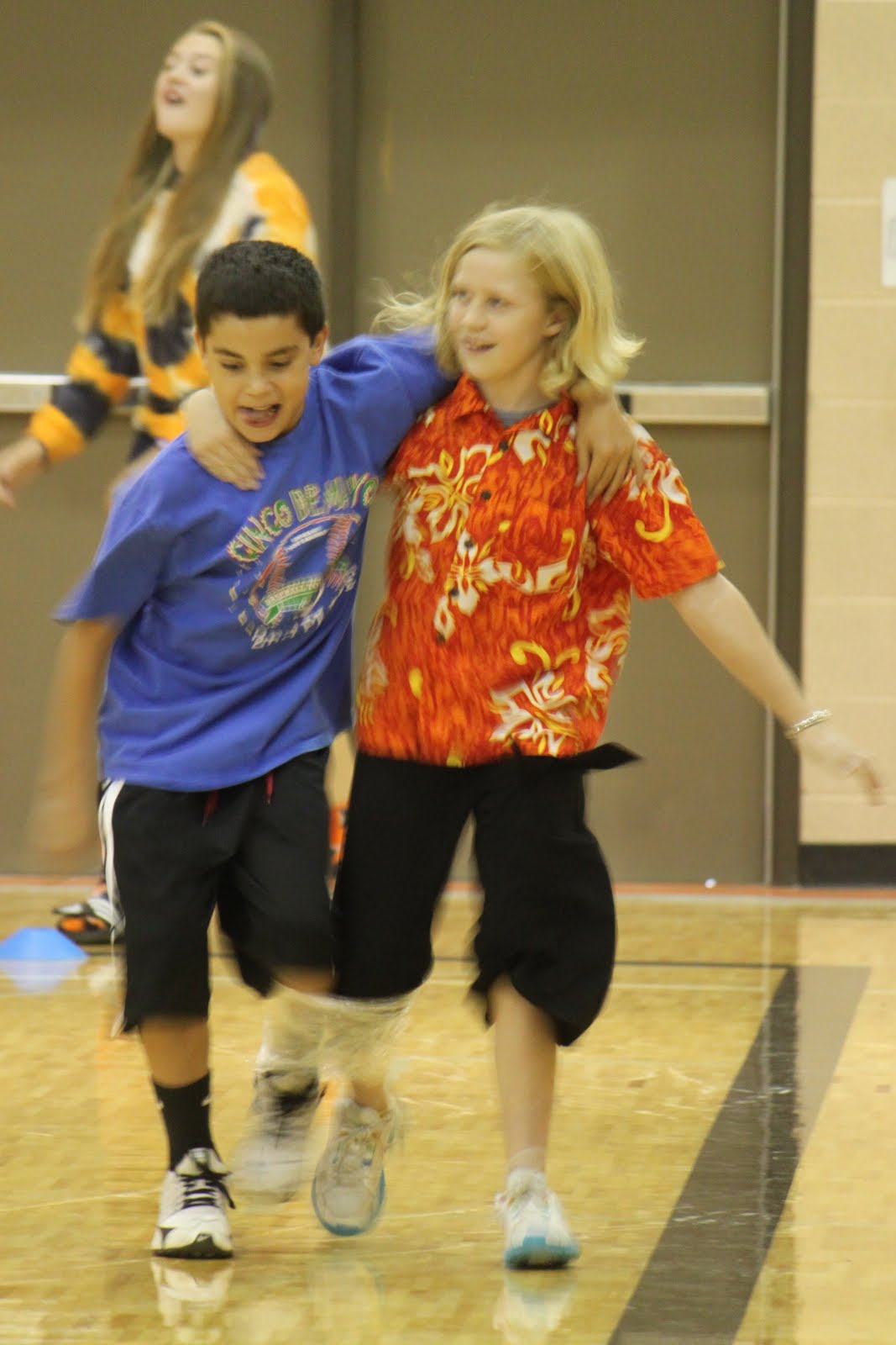 Lucky...: THREE- LEGGED RACE...