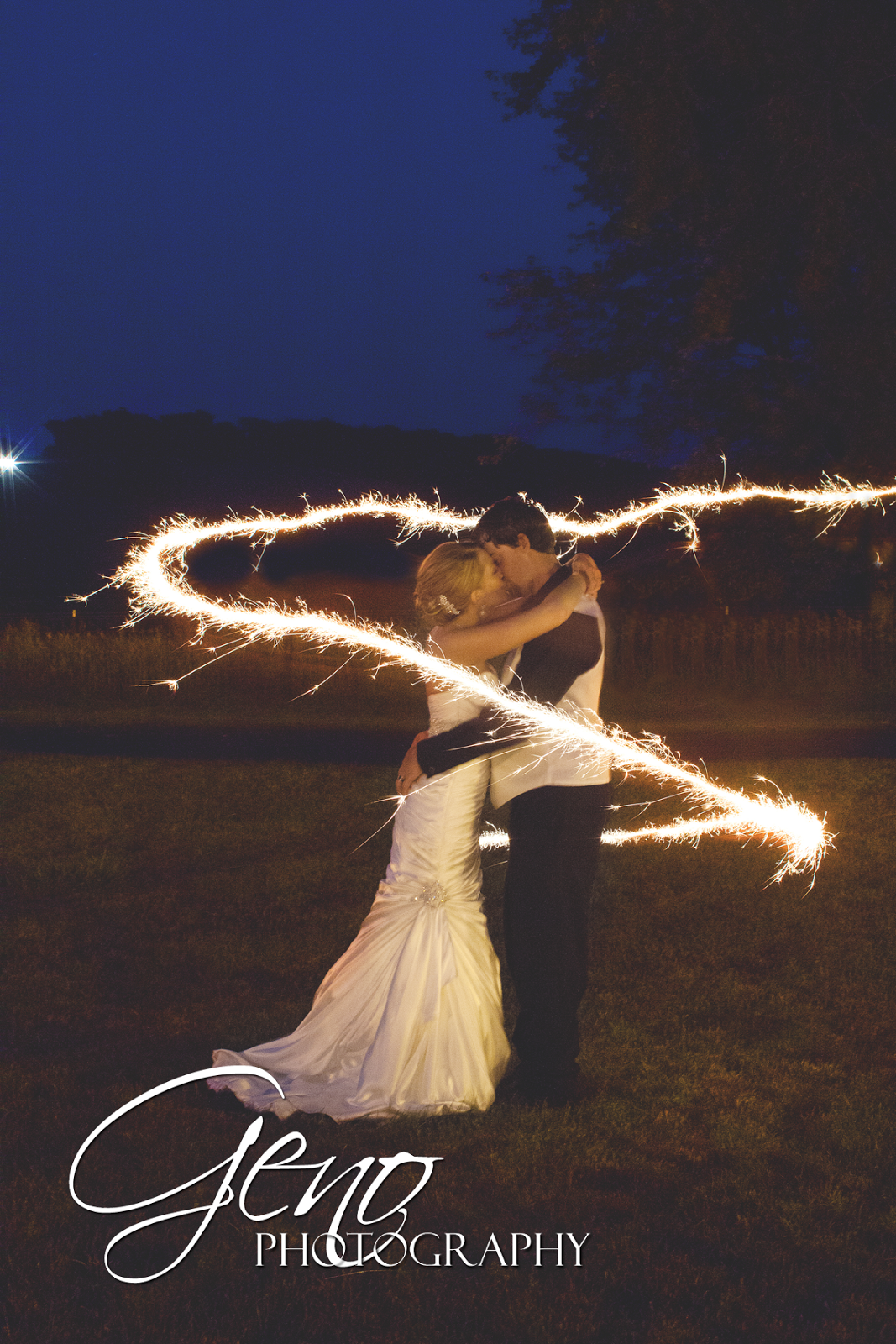 { Ask Cynthia }: Vendor Spotlight | Geno Photography