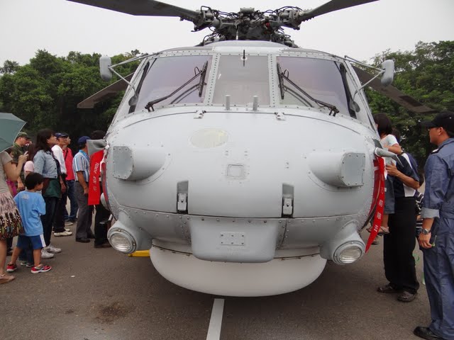 Blair's 軍事,警察及消防攝影: S-70C(M) Thunderhawk 雷鷹反潛直升機