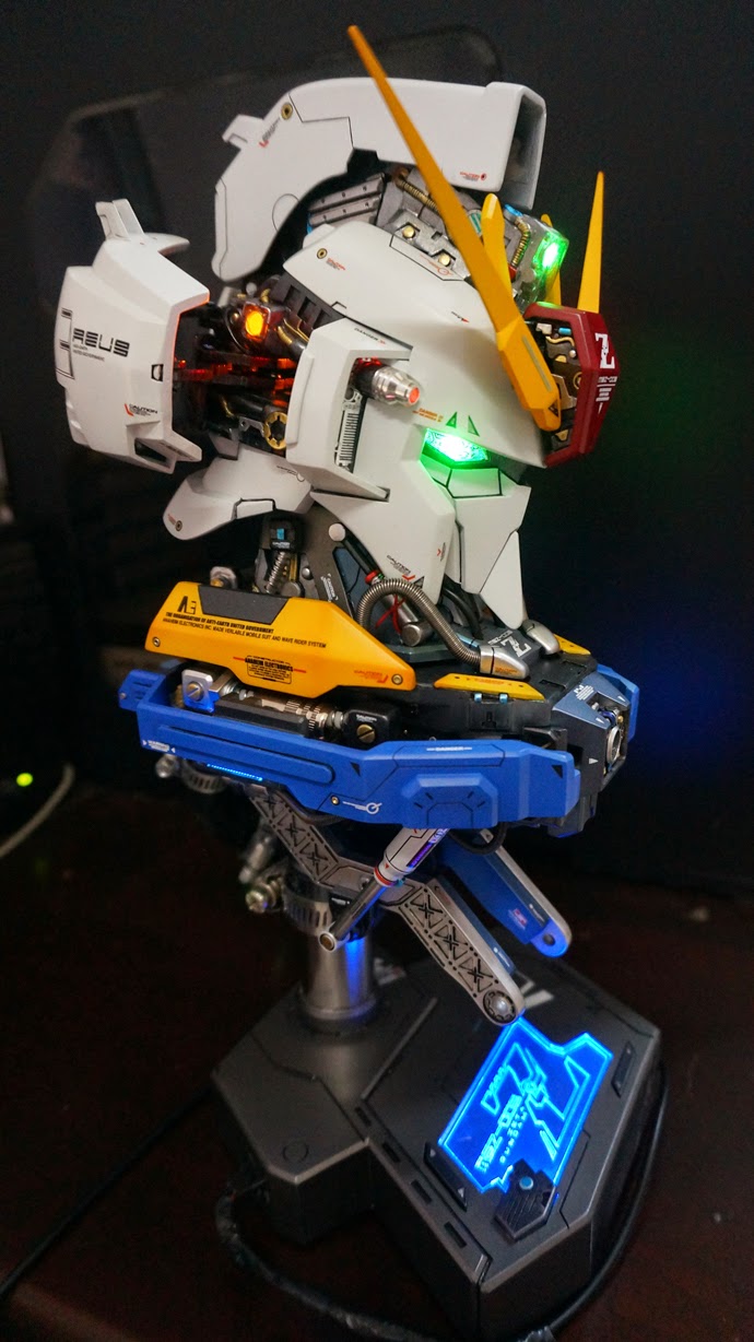 GSM 1/24 Tansformable Zeta Gundam Head Display + Full LED Function