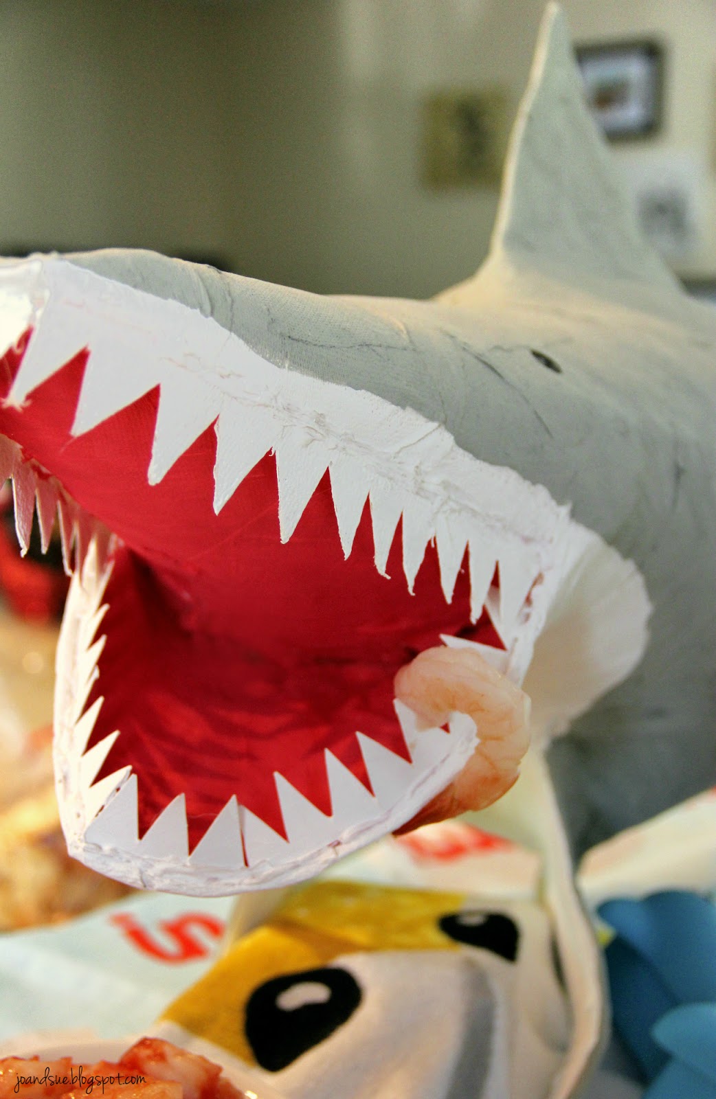 Jo and Sue: Disney Party and Shark Party