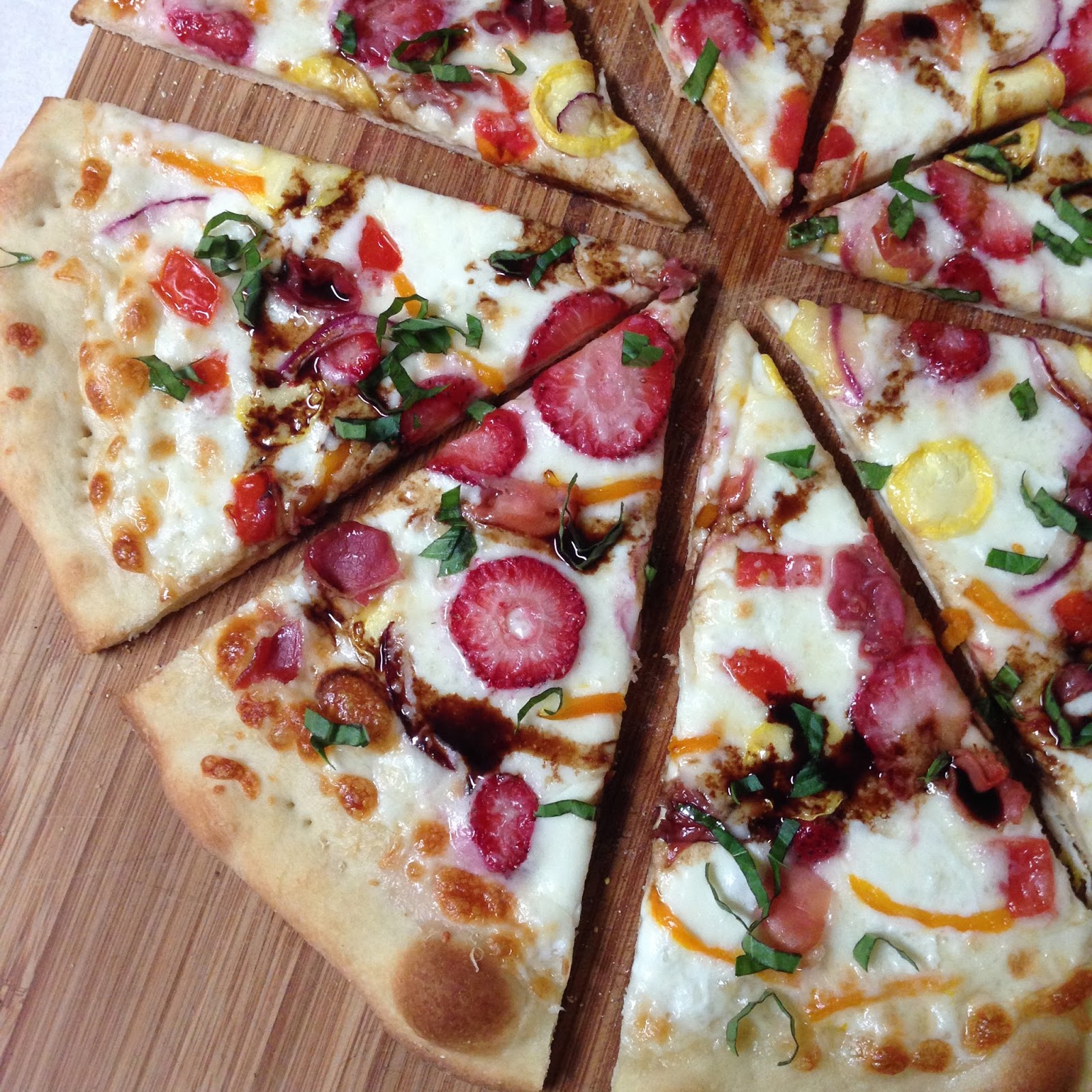 Home Made Austin: Homemade Pizza! 4 New Combos to Try