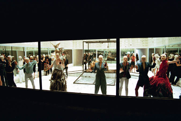 Ma Cherie, Dior: Voss, Alexander McQueen, Spring 2001