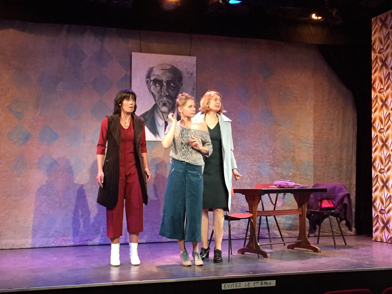 Le Village est à 12km... Environ ! de Stéphanie Gesnel et Maud Heywang