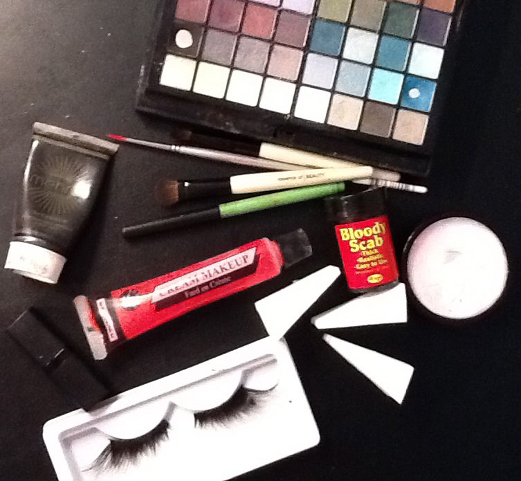 Kostumegirls Closet How To Do Zombie Makeup A Sexy Zombie Tutorial