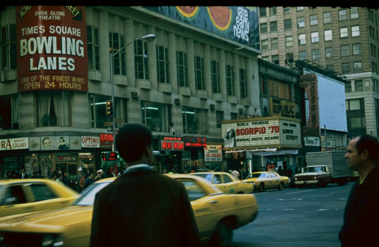 37 Amazing Photographs Capture Street Scenes of New York City in 1978 ...