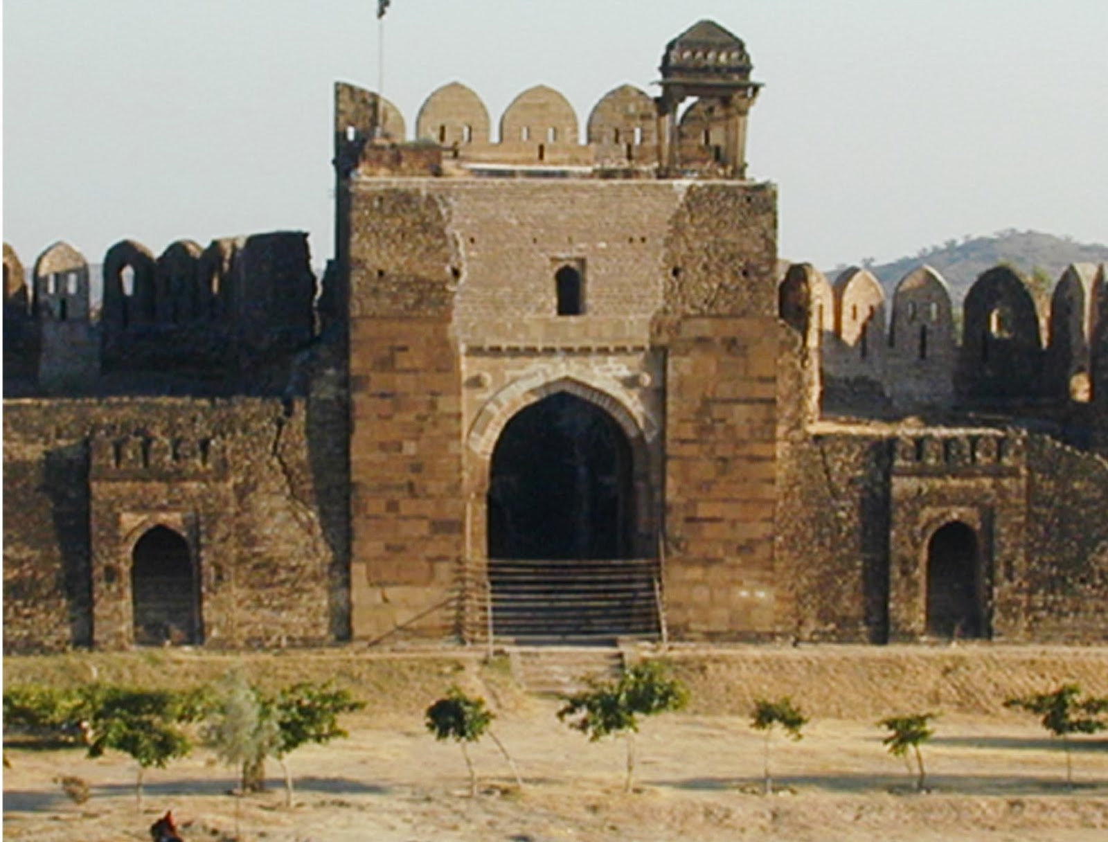 World's Most Amazing Entertaining Trips: Pakistan Rohtas Fort