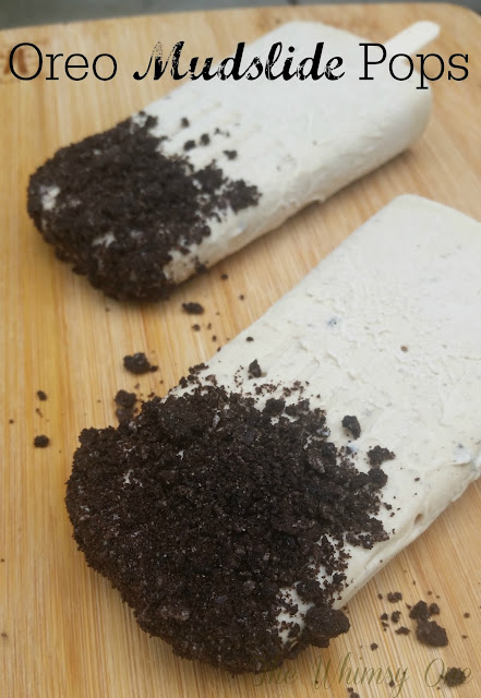 Oreo Mudslide Pudding Pops | The Whimsy One
