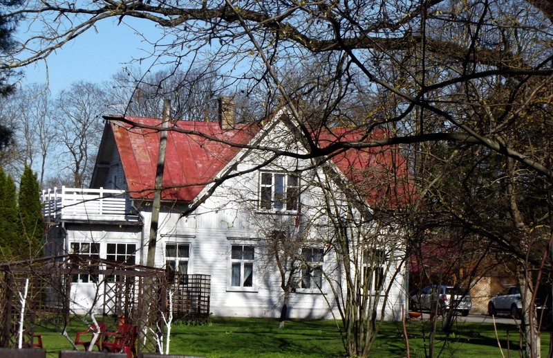 Latvijas muižas un pilis un citas interesantas vietas: Raiņa un ...