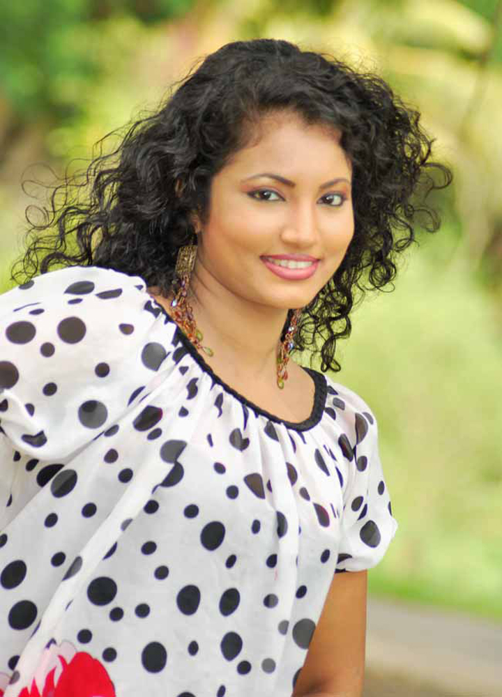 Sri Lanka Super Models: Kumuduni Priyangika 3