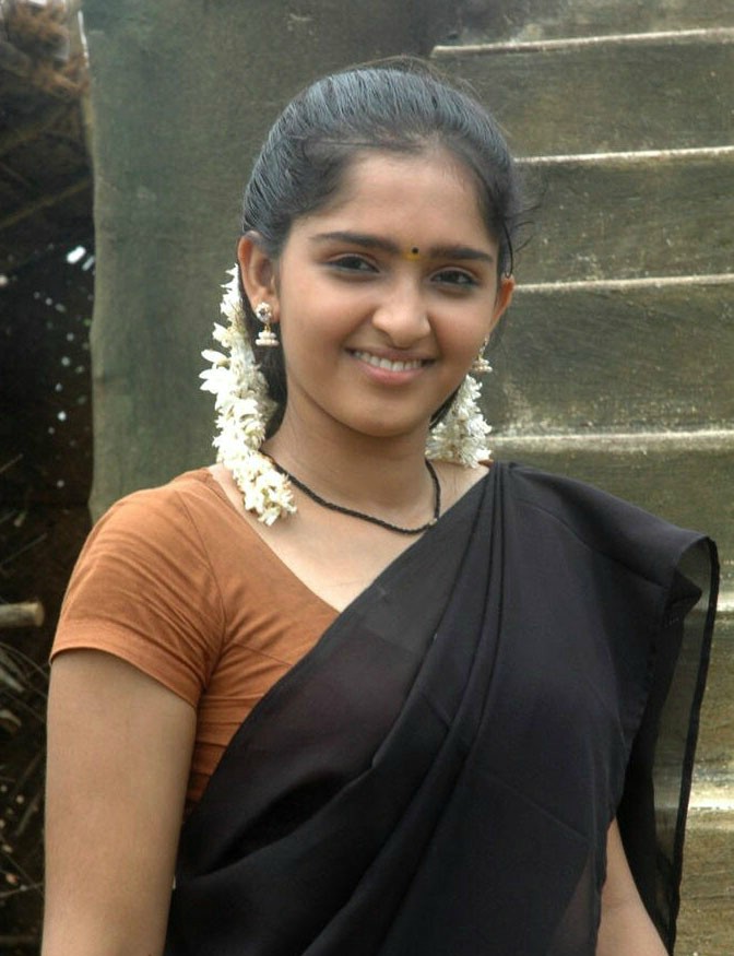 Renigunta Tamil Actress Sanusha Cute Photos and wallpapers ...