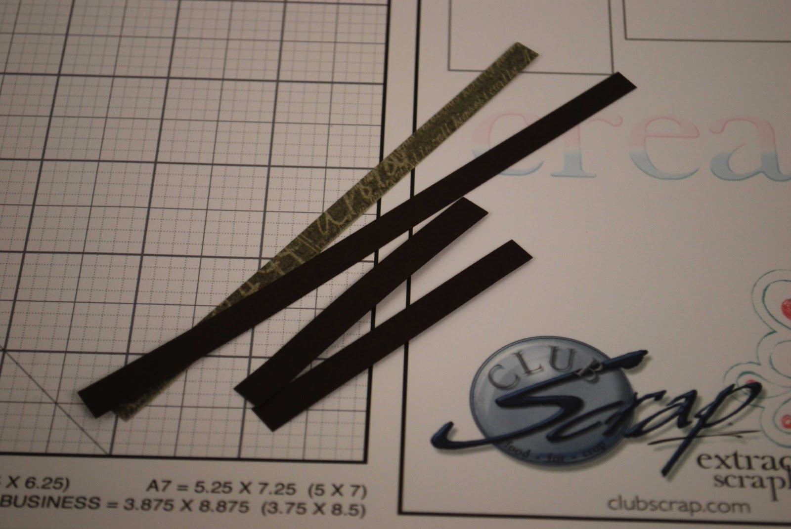 Club Scrap Creates: Scrappin' the Scrapbooking Scraps