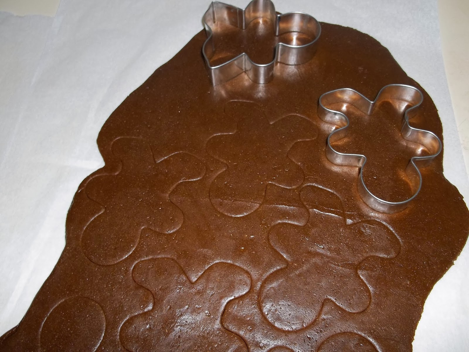 Pandas In The Kitchen!: Gingerbread Men, Women, and Deer!