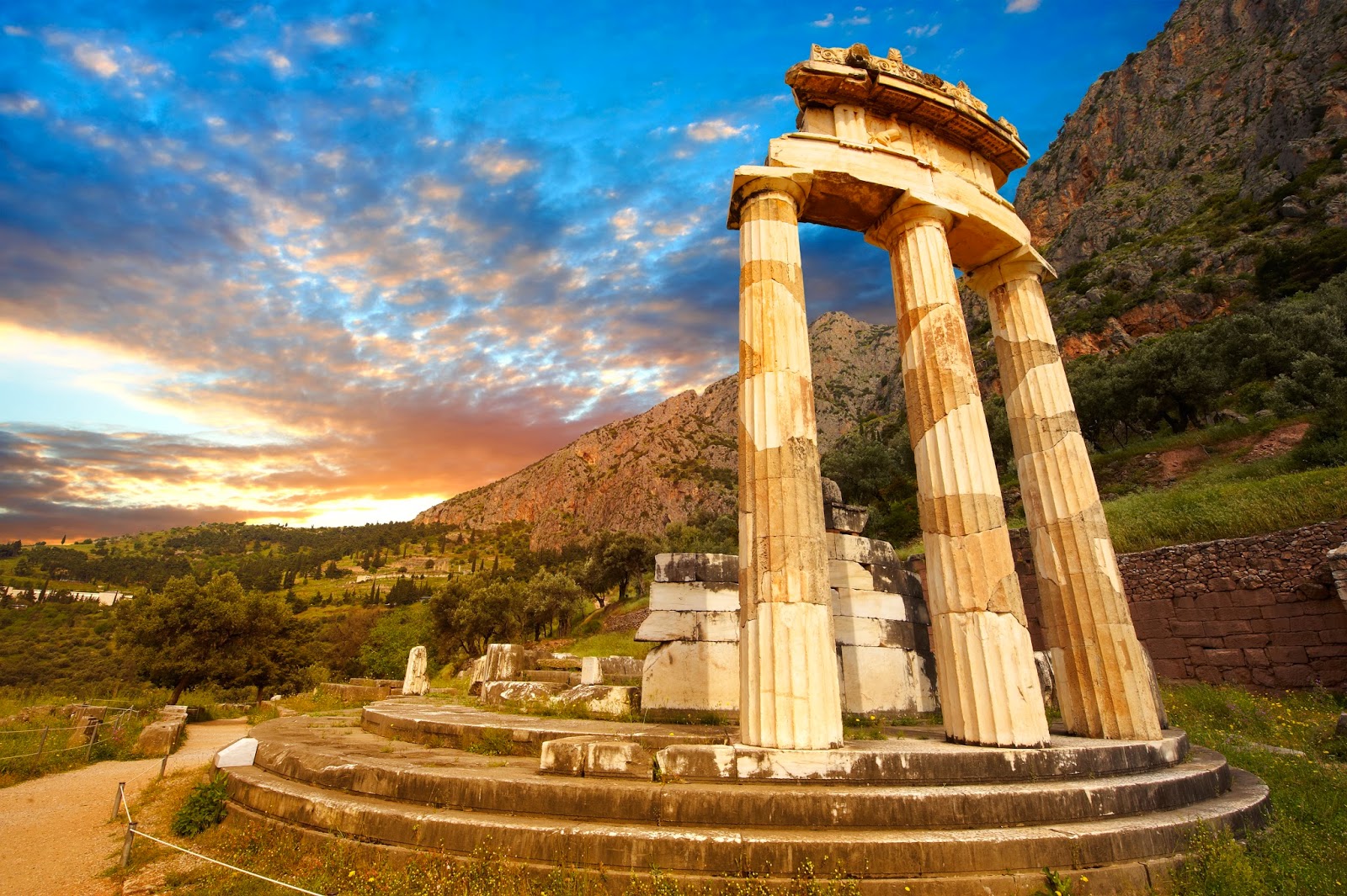 Ο σκοτεινός ρόλος του Ιερού των Δελφών και η δολοφονία του Αισώπου
