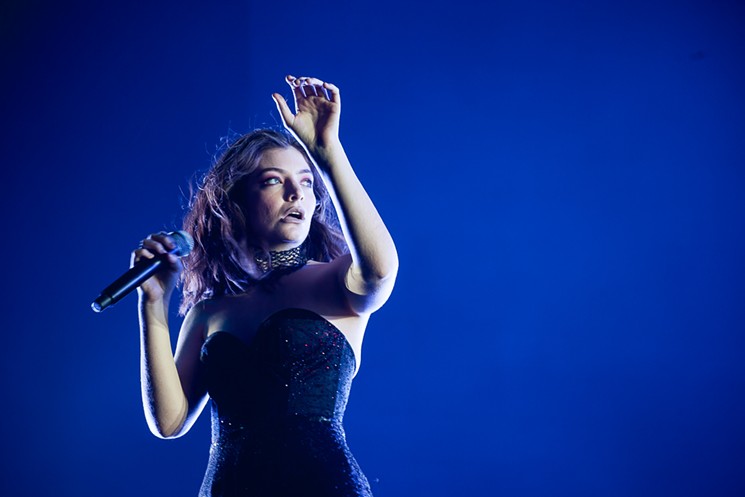 Lorde: "Perfect Places" (Video Premiere) ~ Booklet Music