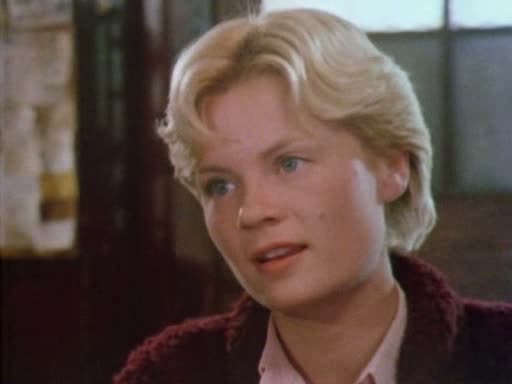 Zebradelic: Actress Jennifer Holmes