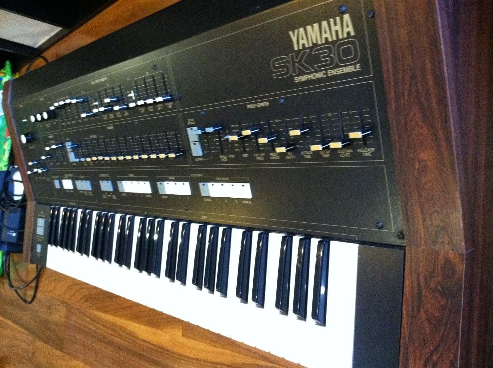 MATRIXSYNTH: YAMAHA SK30 VINTAGE ANALOG SYNTHESIZER SN 2755