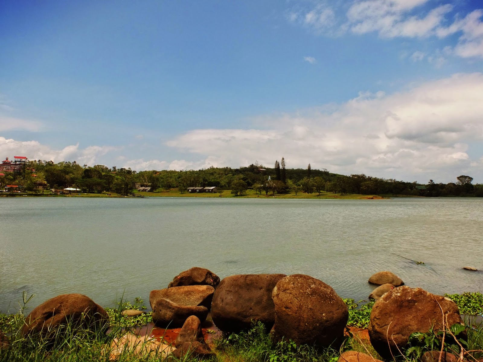 Fun Times at Caliraya - The Filipino Rambler