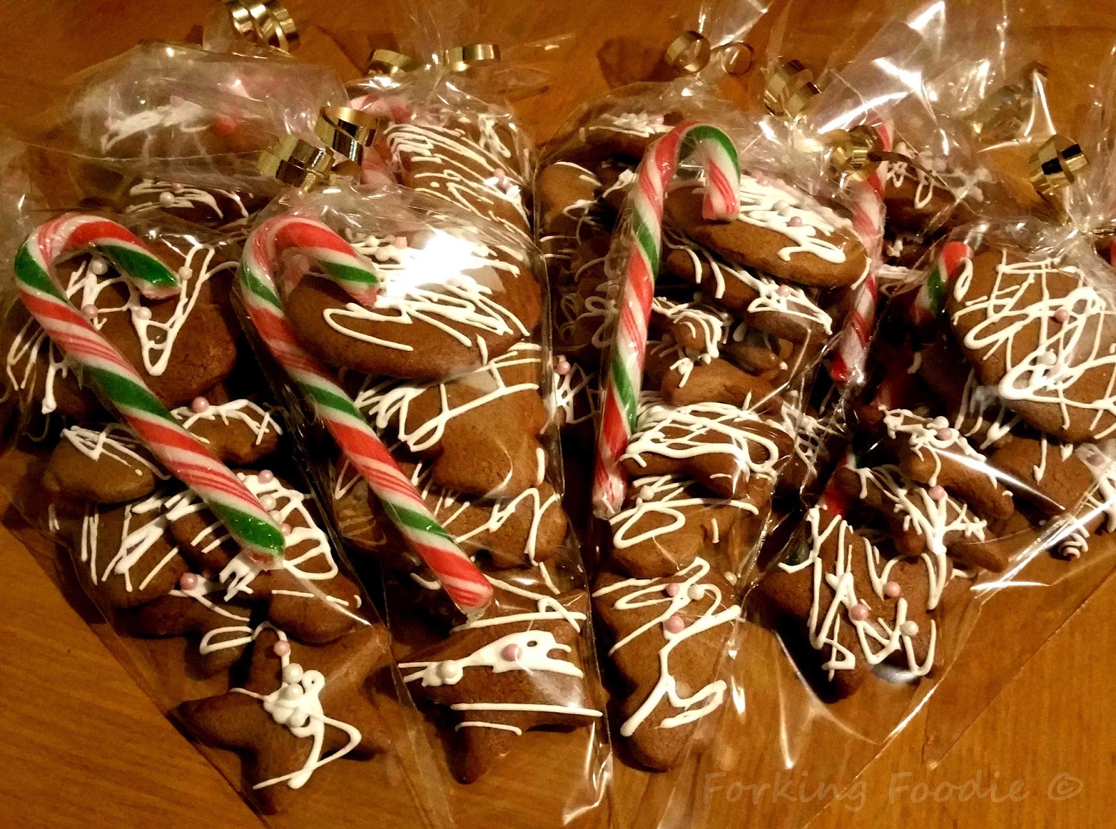 Forking Foodie: Gingerbread Men / Christmas Gingerbread Shapes ...