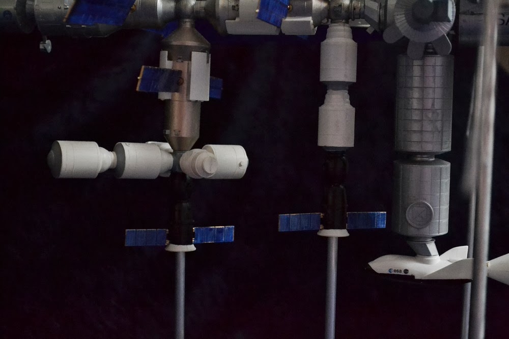 Happyscale-Modellbau: ISS Internationale Raumstation / international ...