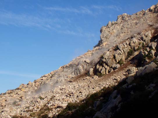 SENDERISMO EN EL RIF/RANDONNÉES DANS LE RIF: DHAR HAJAR Y FAHS LEMHAR ...