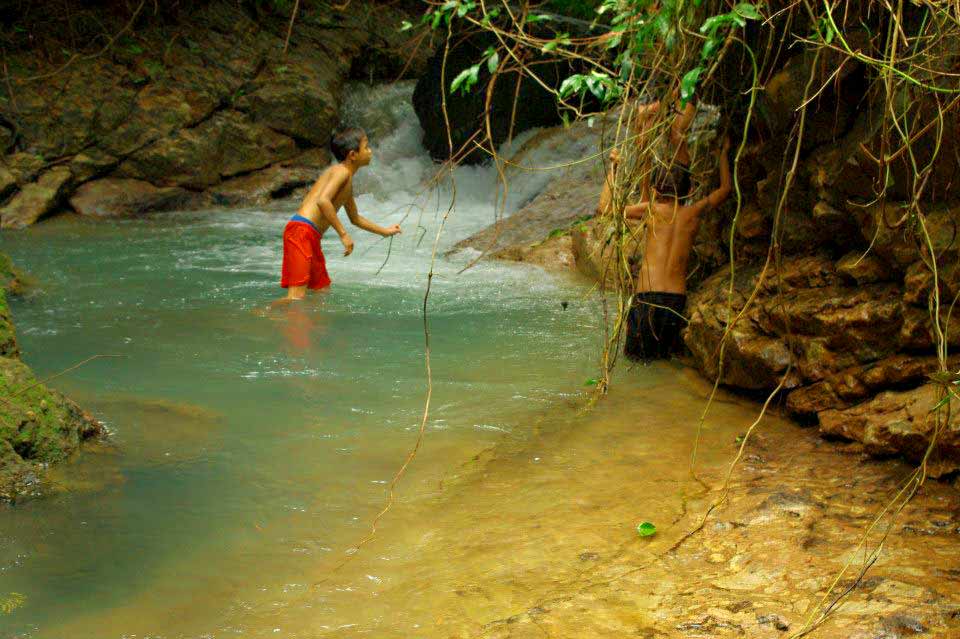 Scenic Philippines: Tabyo River Bagac-Bataan