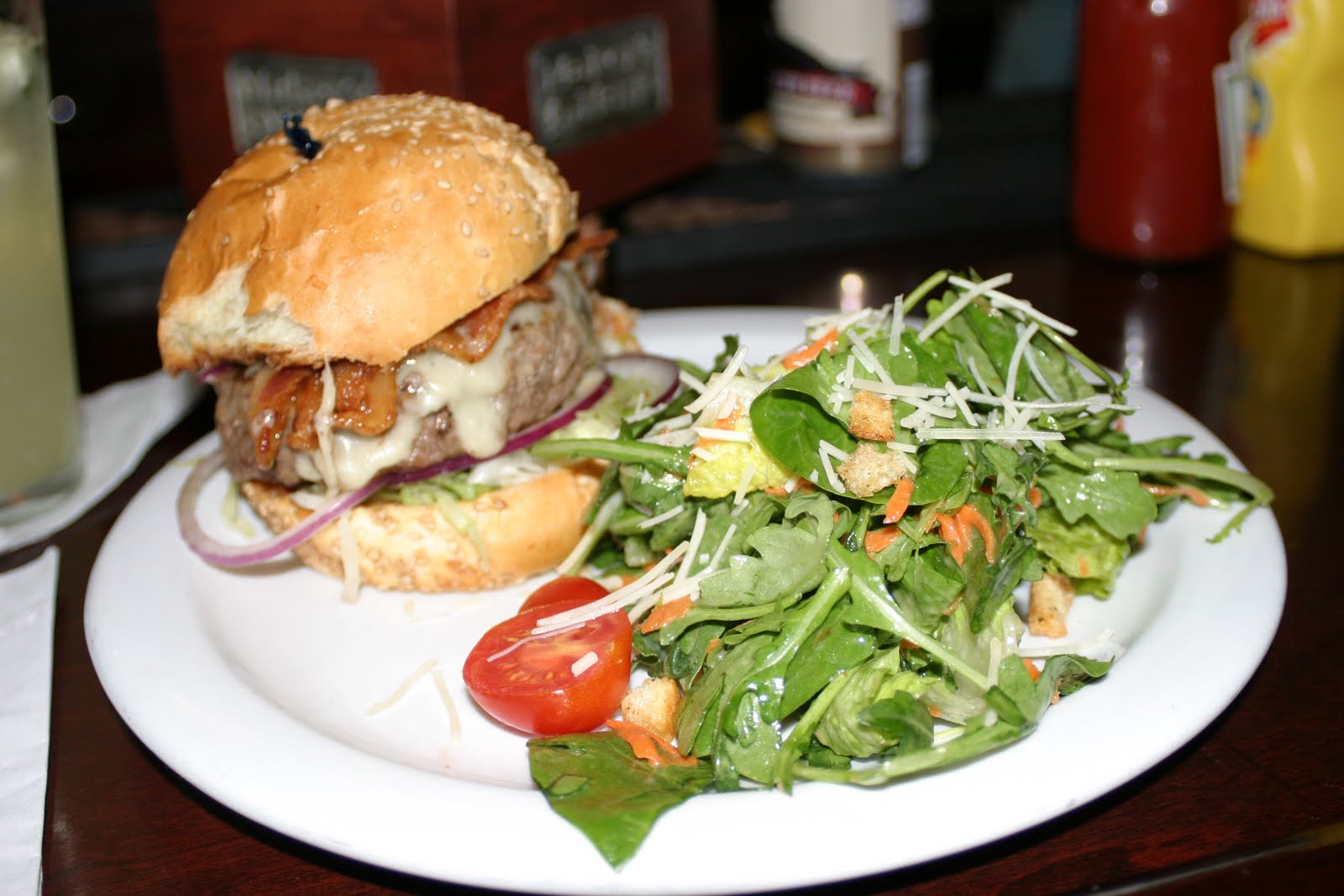 Julie's Journeys: Maryland, Baltimore: Hamilton Tavern