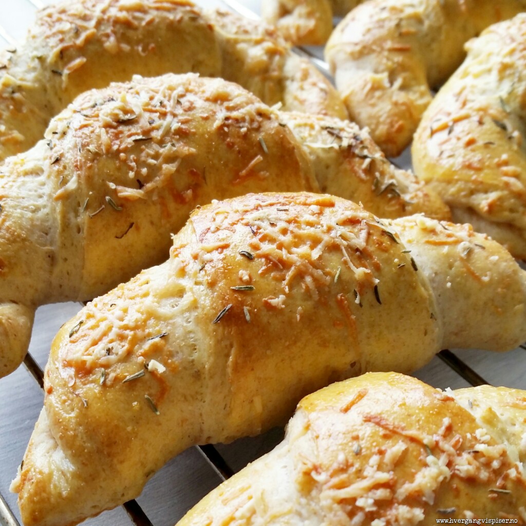 Horn med cottage cheese og parmesan - Hver gang vi spiser