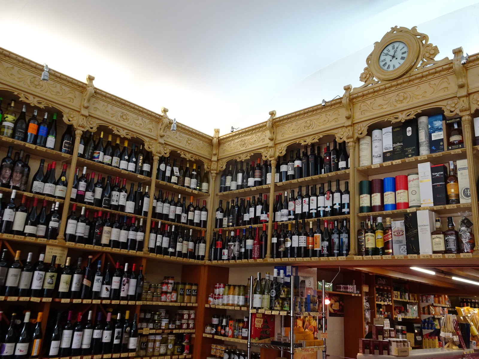 Redescubriendo Barcelona y más allá: 21/02/2017 Queviures Serra