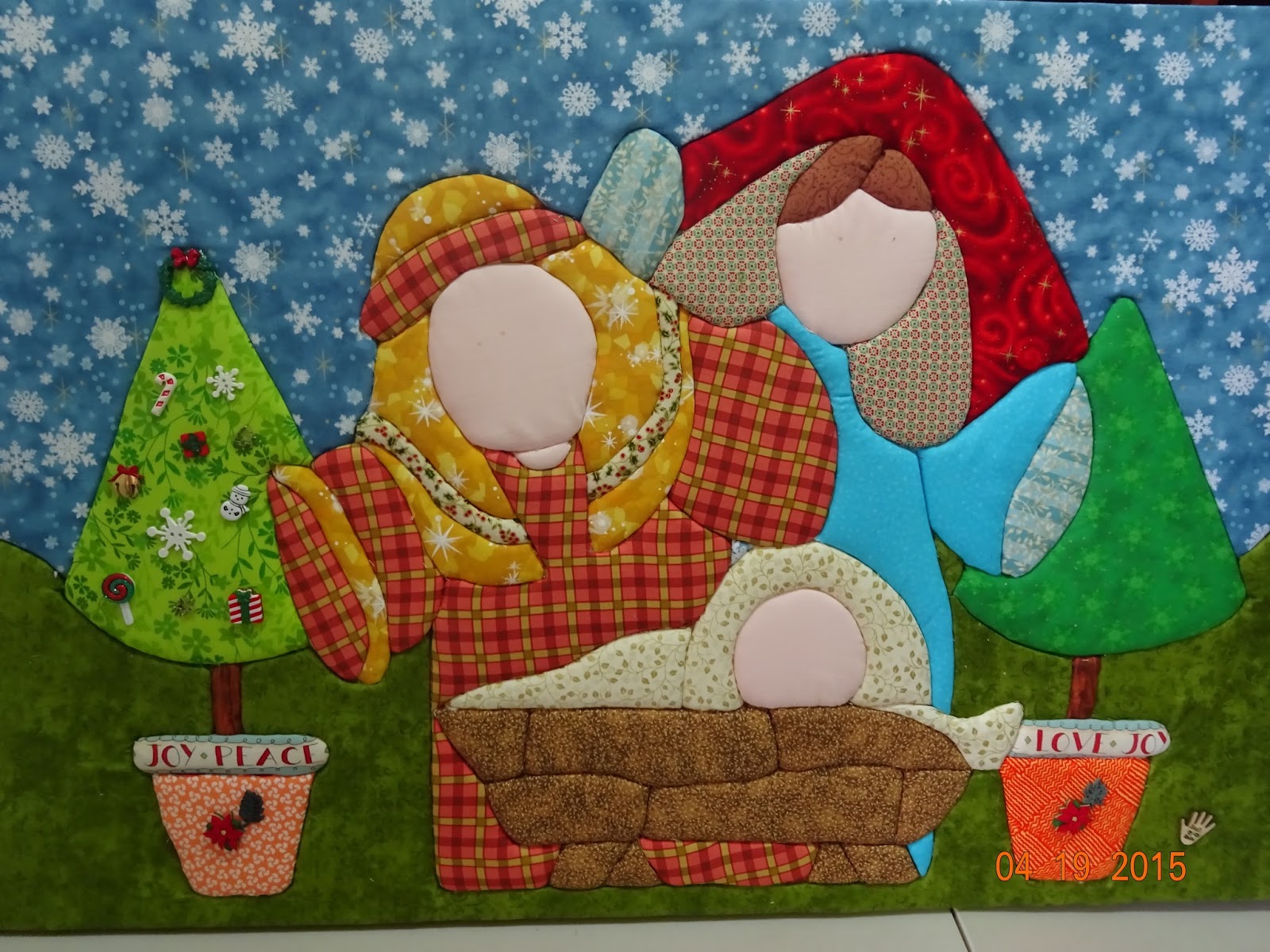 LABORES DE LILIANA: PATCHWORK SIN AGUJA-NACIMIENTO DE NAVIDAD