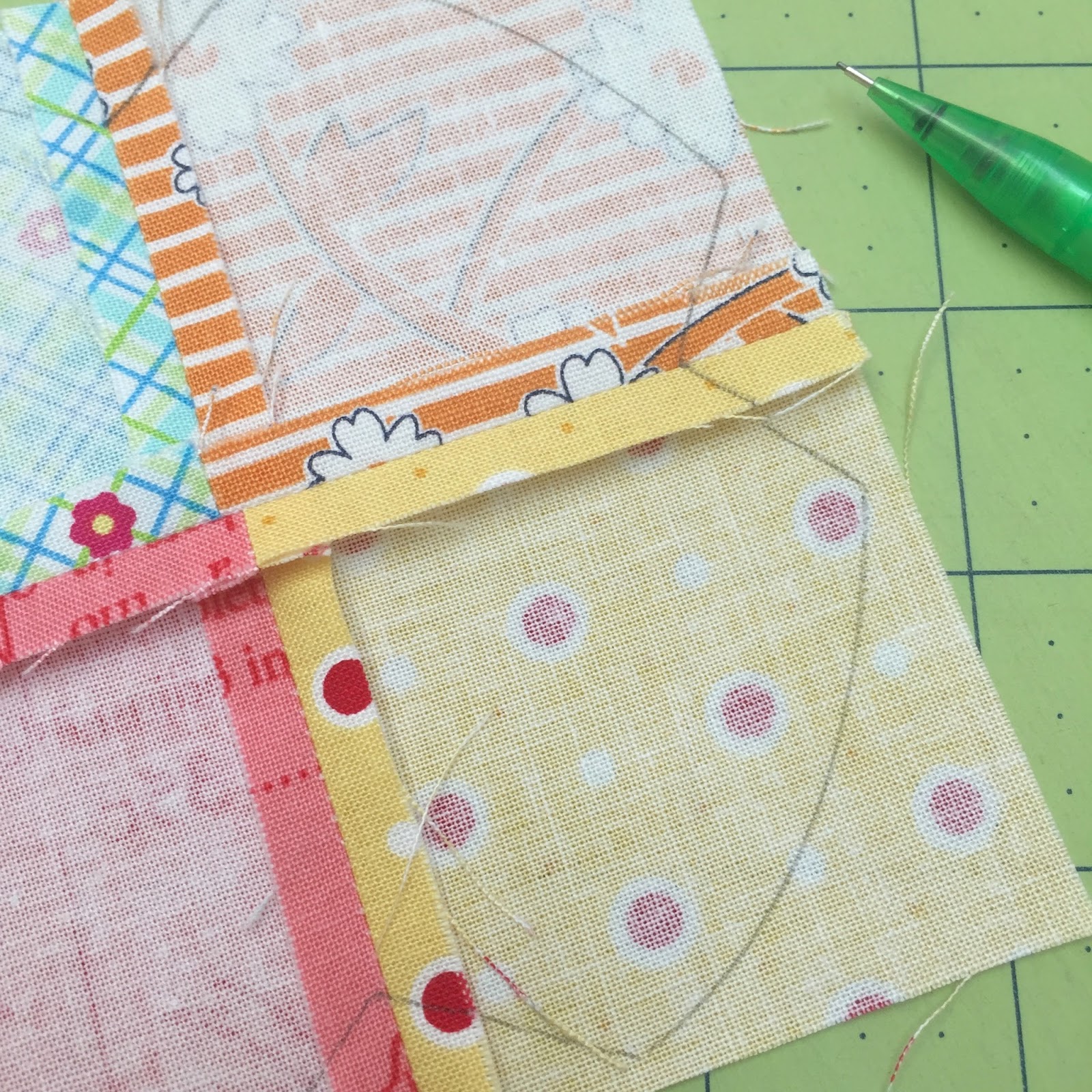 NEW!!! - Tutorial on Making Patchwork Flowers and Leaves with the Sew ...