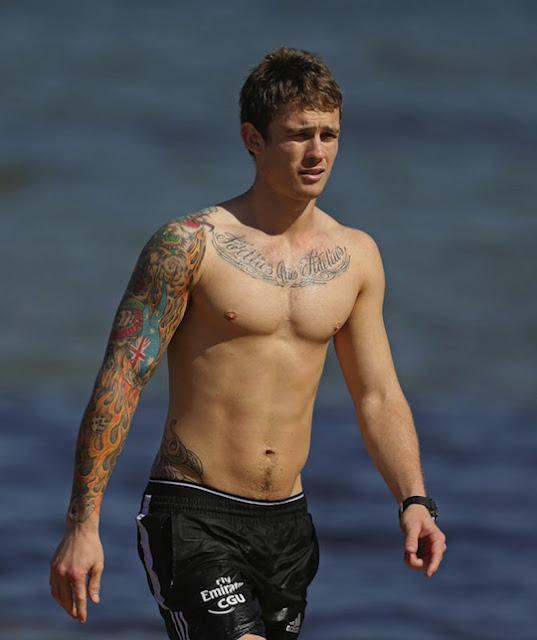 Flipflops and Boardies: Good Ink