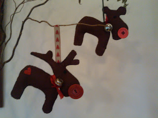 Tilburysindenmark: Reindeer with a red button nose tutorial!