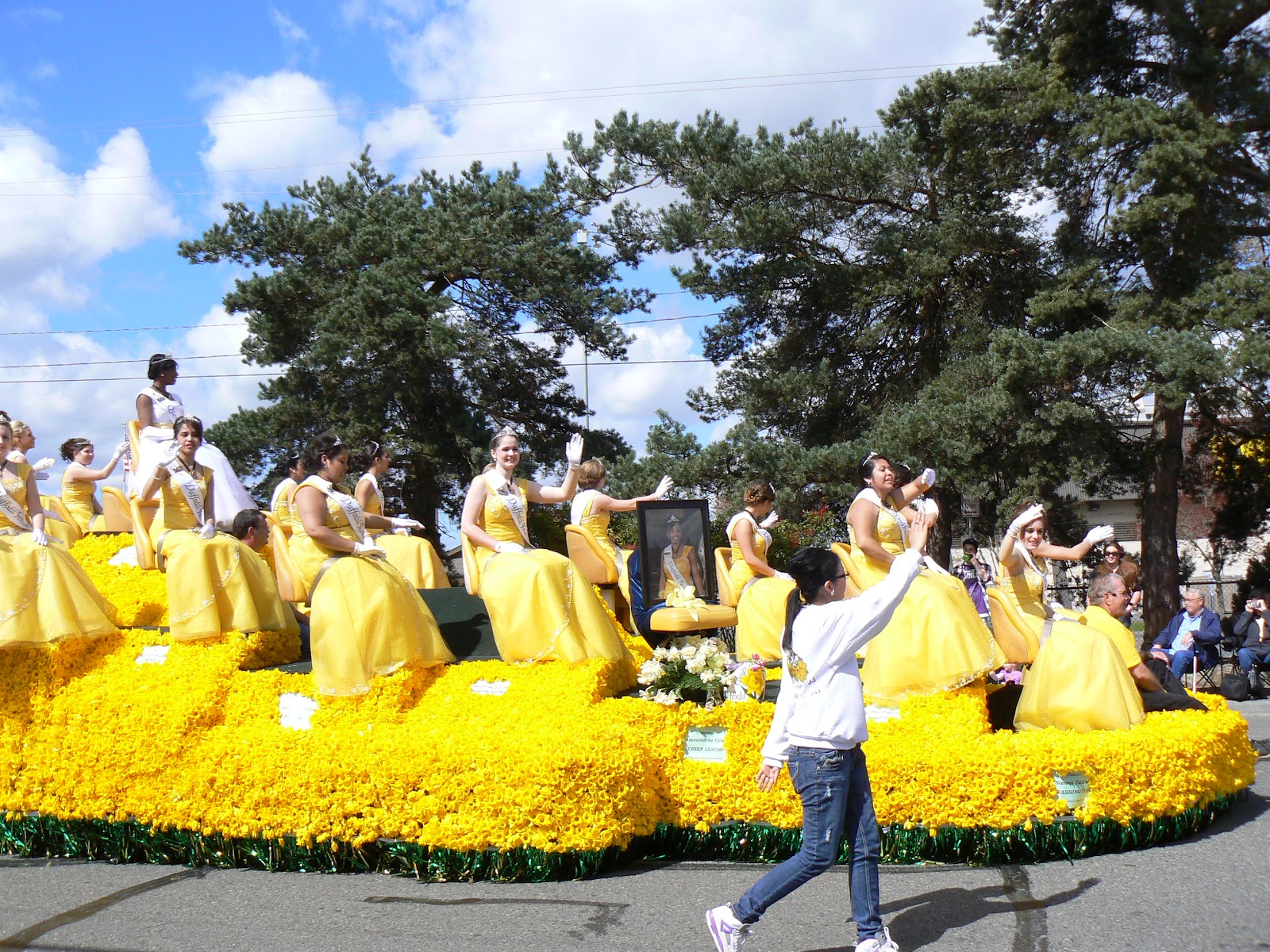 My Adventures as White River Daffodil Princess: Daffodil Festival Grand ...