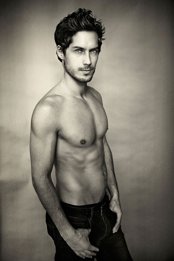 zephyr-files: Cyril M. by Brice Hardelin