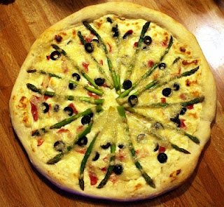 Cooking with Anne: Thursday Night Pizza