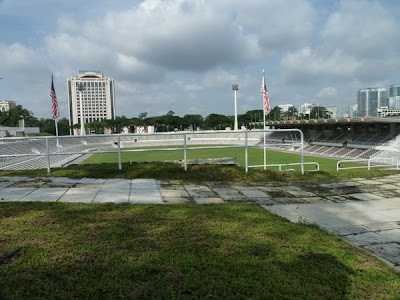 cavingliz non-cave albums: Stadium Merdeka, KL