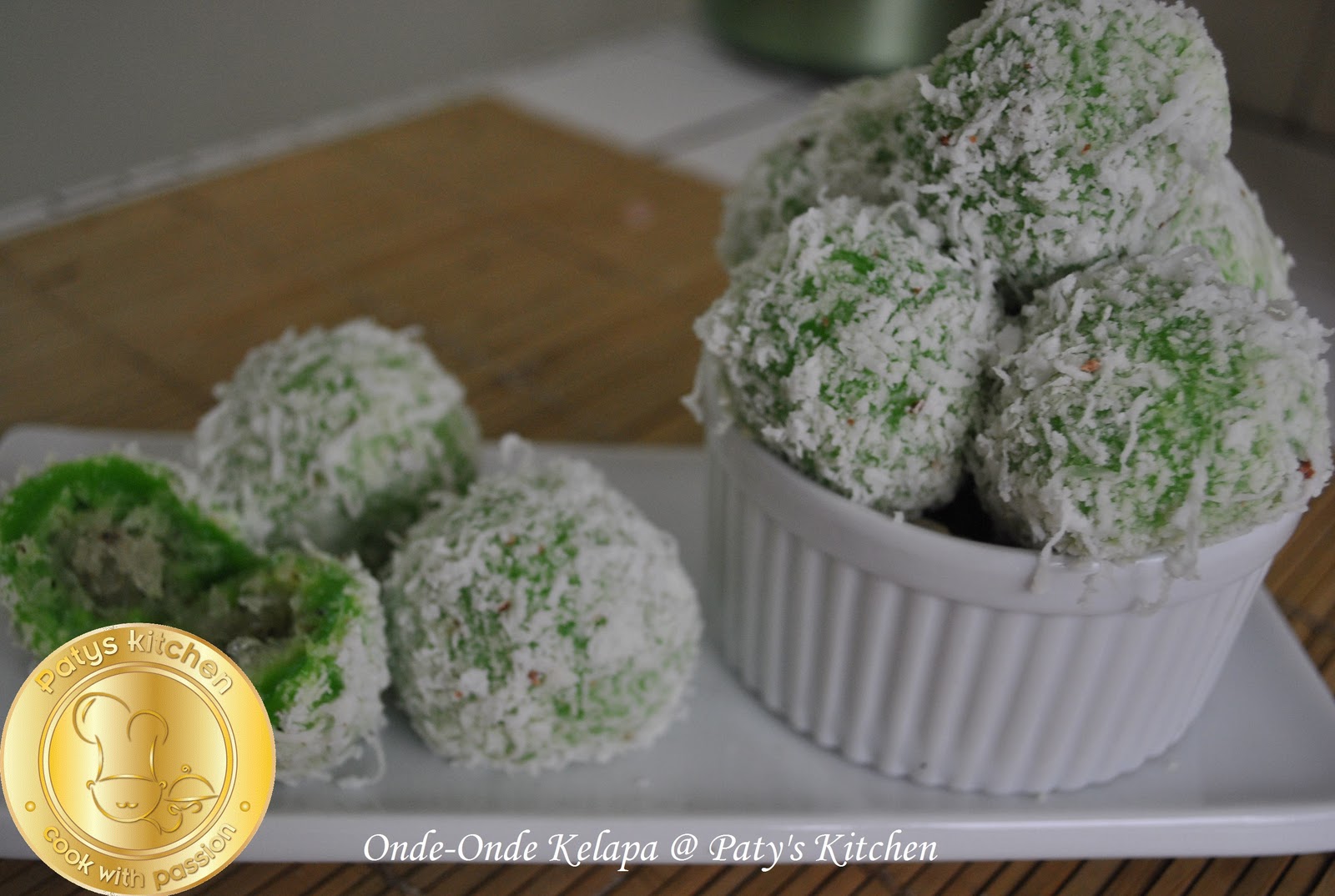 PATYSKITCHEN: 1 MALAYSIA ONDE-ONDE AKA ONE-ONDE 3 RASA