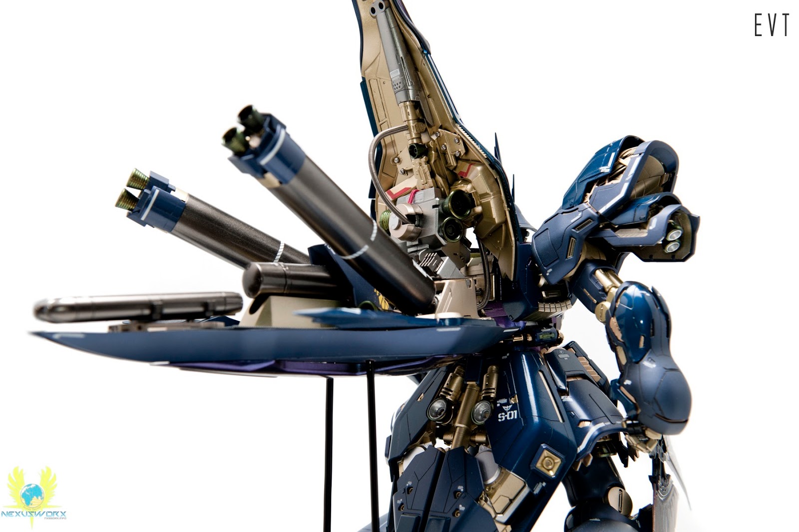 Custom Build: MG 1/100 Sazabi Ver Ka [Sazabi Genbu]