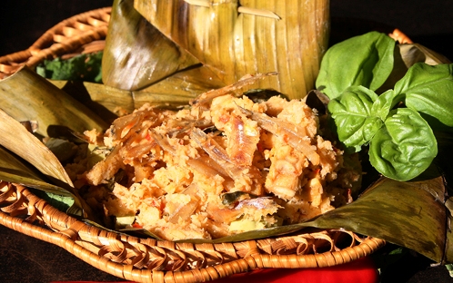 Botok Teri Tempe(Jawa Tengah) | Resep Cara Membuat Aneka Sambal Penyet