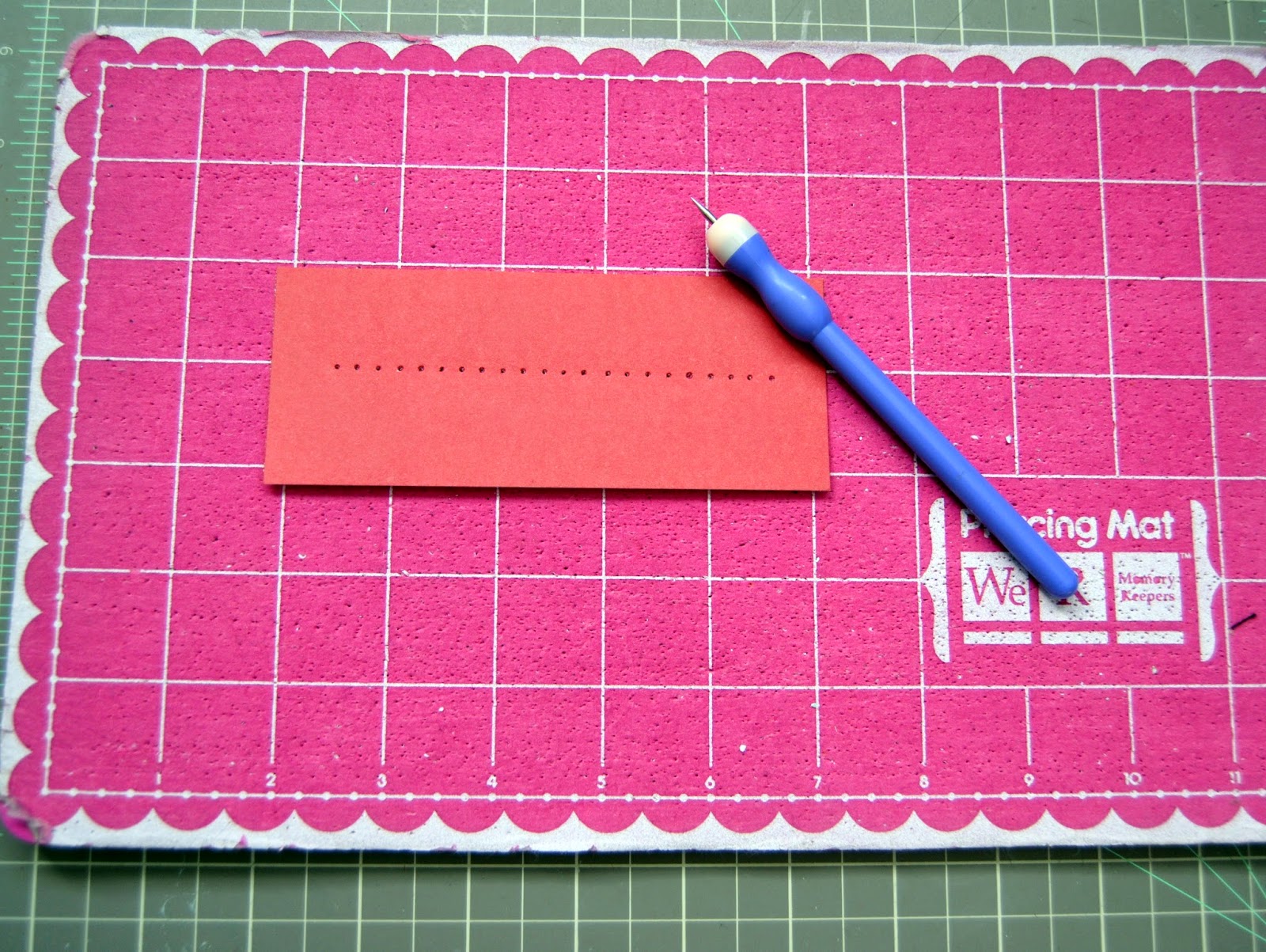 ScrapMuch?: Jayne's Faux Stitching Tutorial
