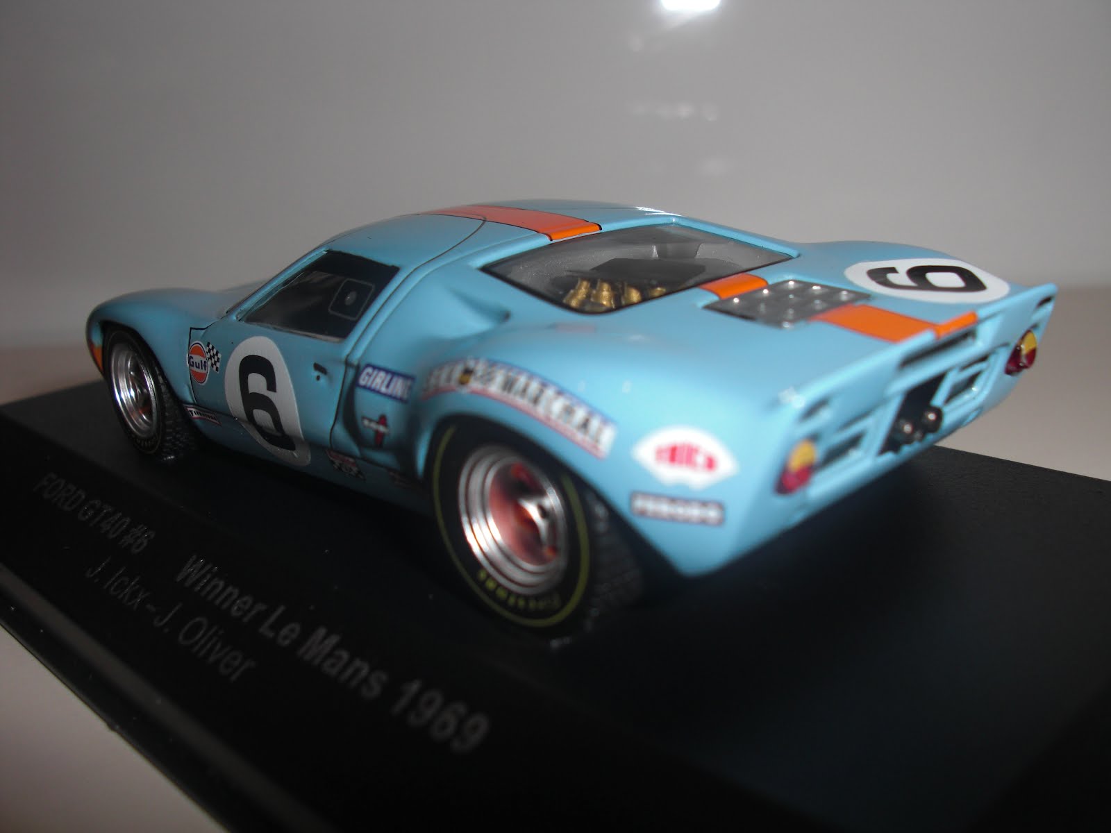 24 Heures du Mans: Ford GT40 #6 Winner Le Mans 1969 J. Ickx - J. Oliver ...