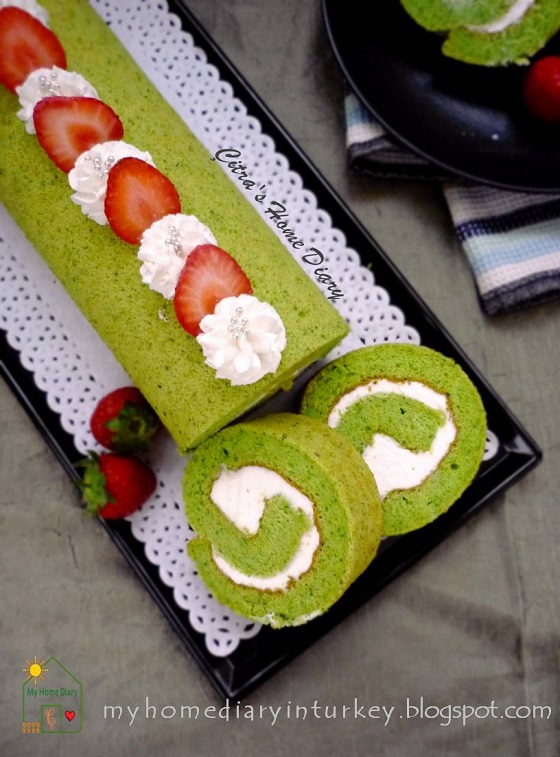 Citra's Home Diary: Spinach Roll Cake with Cream Cheese filling / Bolu ...