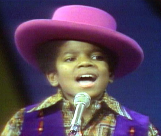 Jennifer Aniston: Michael Jackson Childhood Photos