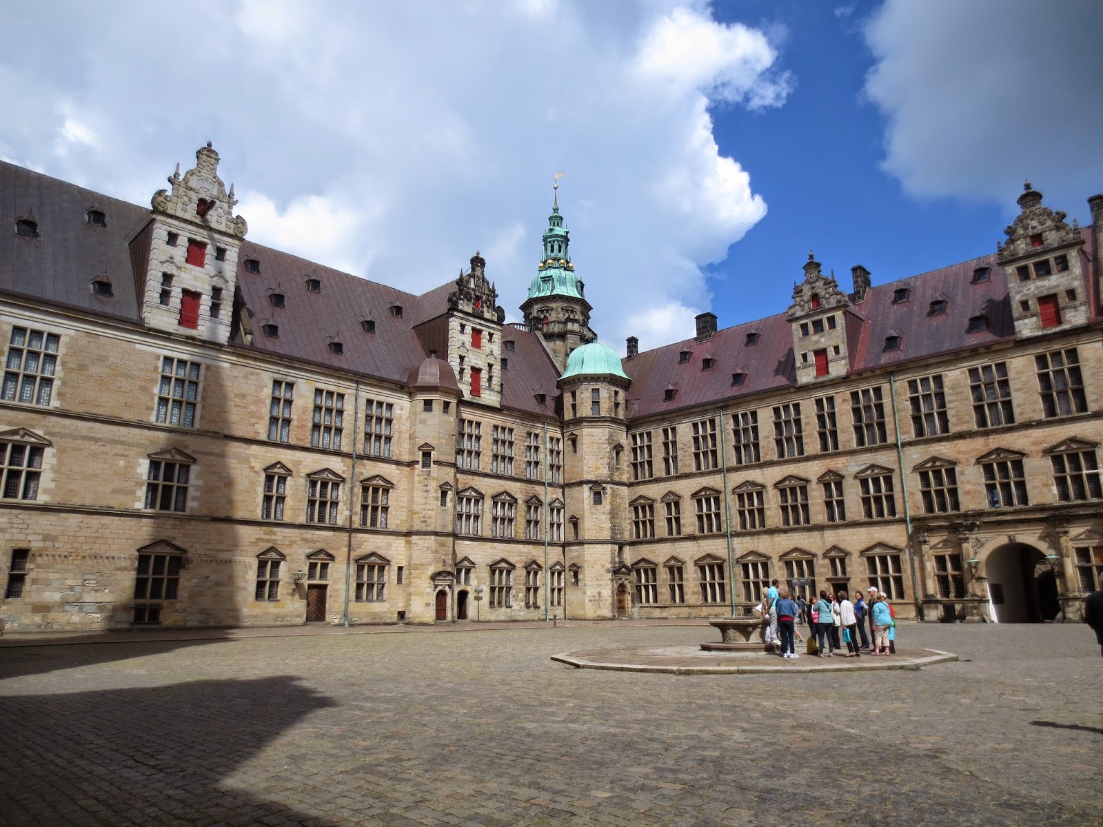 Katherine Goes Places: Hamlet Town