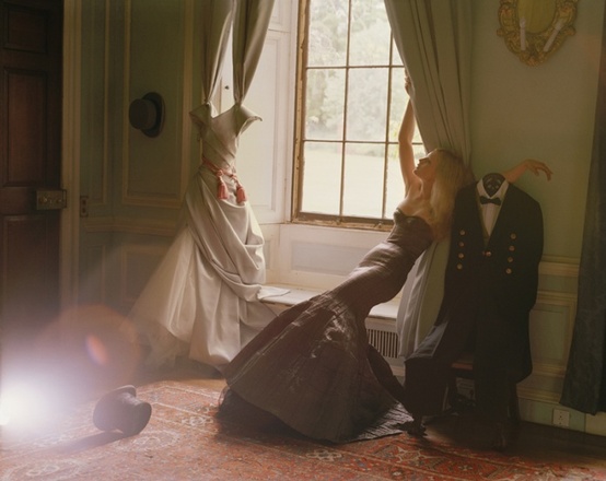 scostumista: THE DREAMY WORLD OF TIM WALKER