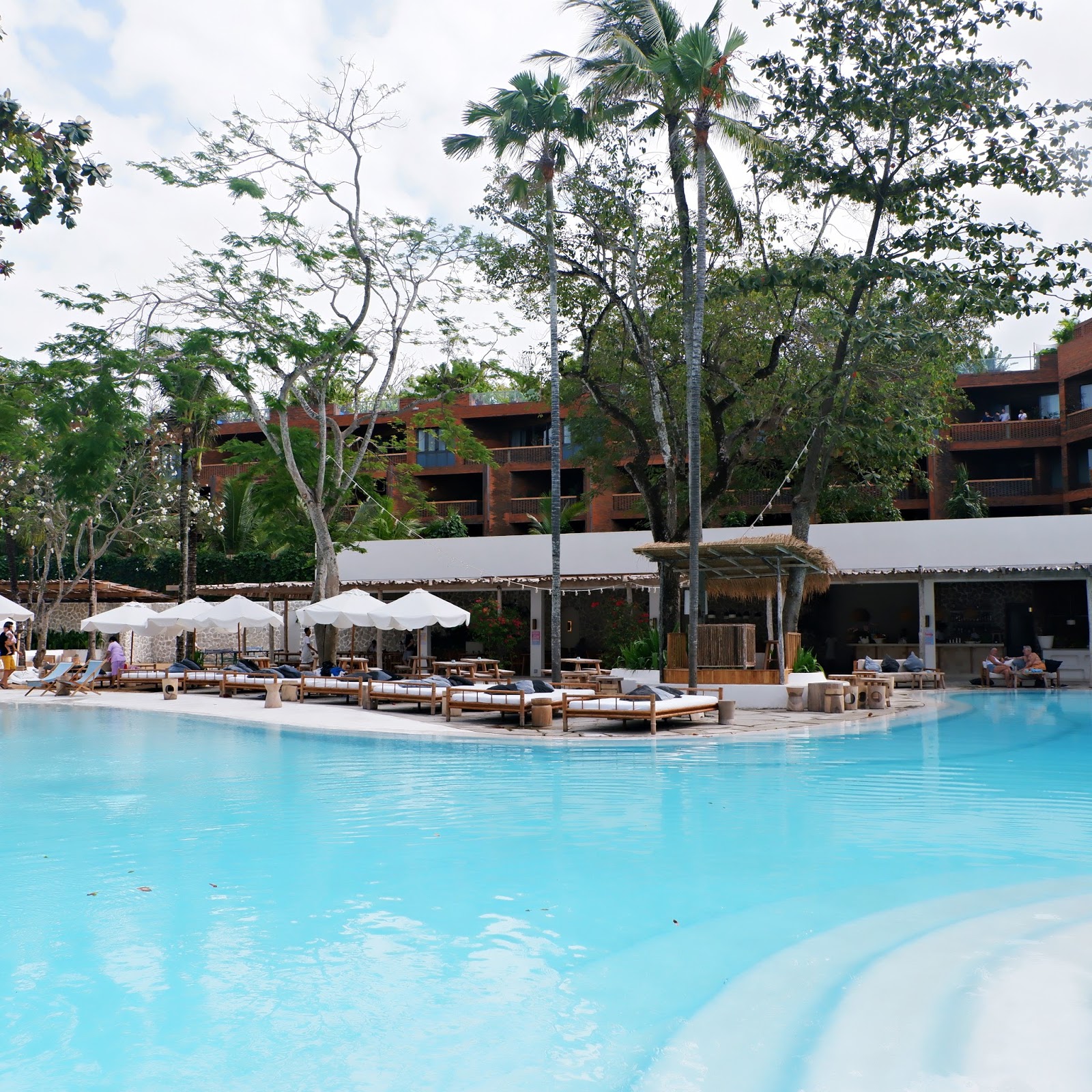 MRS SIPPY BEACH CLUB, SEMINYAK, BALI - Icha Khairisa