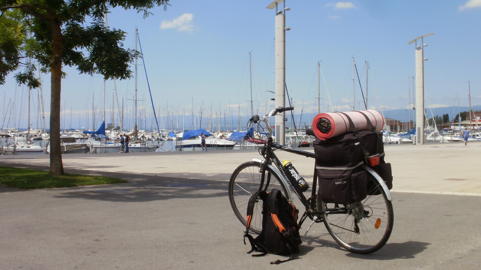 EXCURSII CU BICICLETA: Elvetia