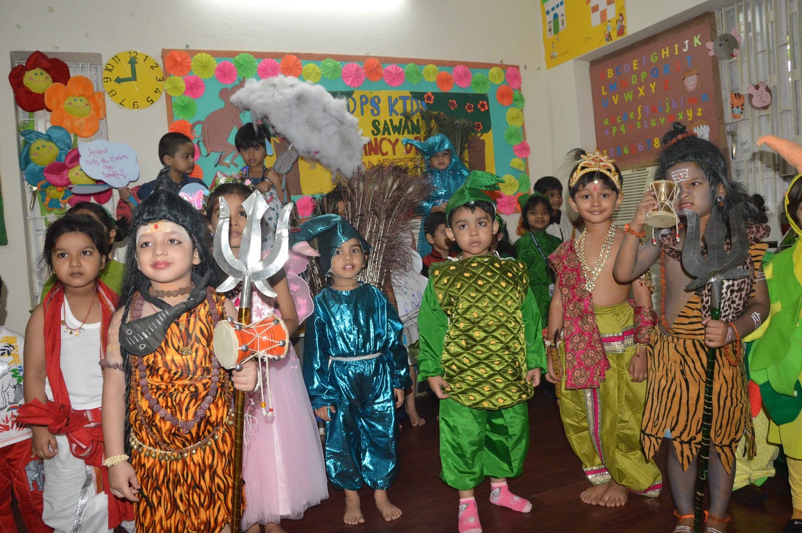 View Patna: Fancy dress competition on Sawan held at DPS Kids School